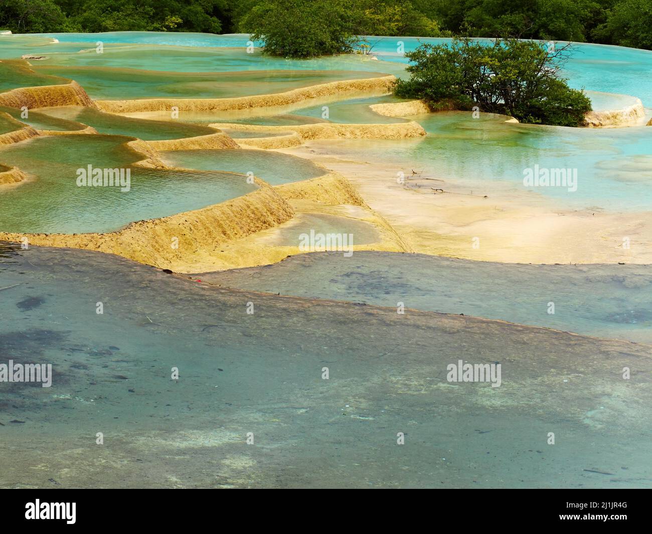 Huanglong national park hi-res stock photography and images - Alamy