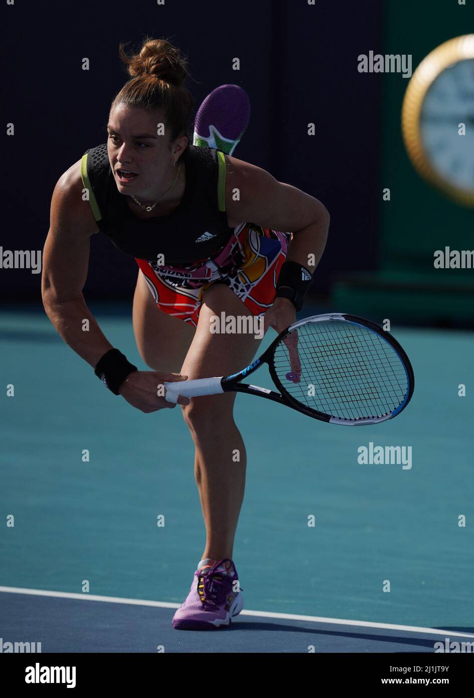 Miami Gardens FL, USA. 25th Mar, 2022. Beatriz Haddad Maia Vs Maria ...