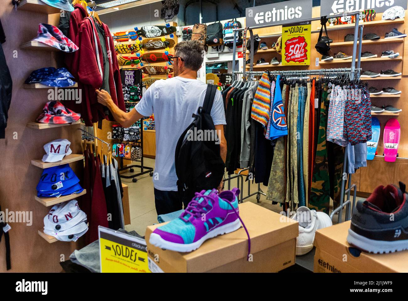 Clothing accessories store interiors hi-res stock photography and ...
