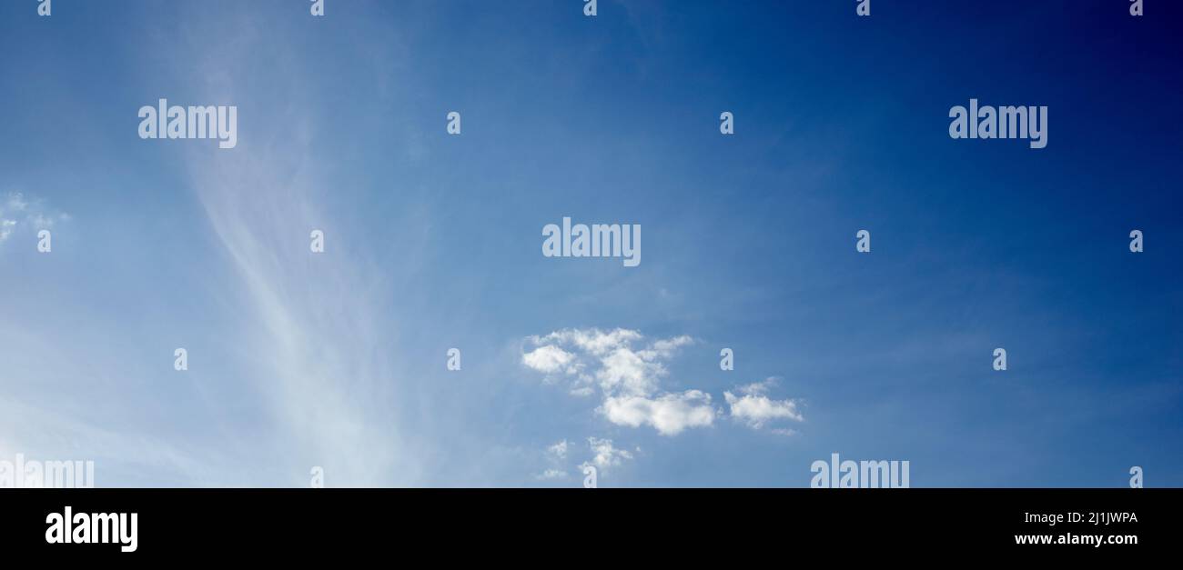 Abstract image of blurred sky. Blue sky background Stock Photo - Alamy