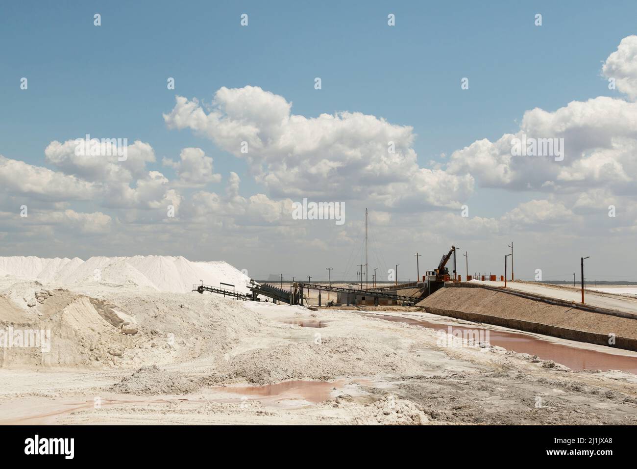 Pink salt harvesting and refining factory, Yucatan Mexico Stock Photo ...