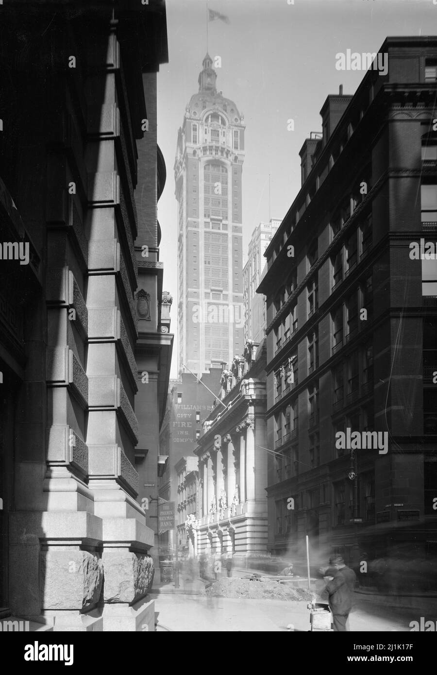 The singer tower hi-res stock photography and images - Alamy