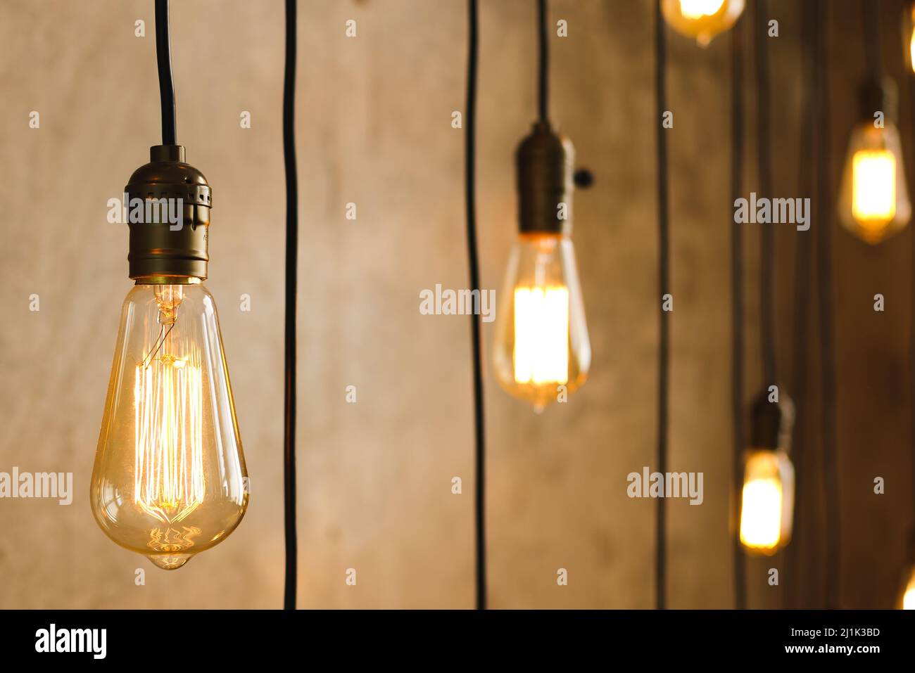 Vintage filament light bulbs hi-res stock photography and images - Alamy