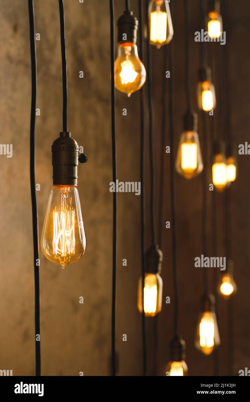 Vintage filament light bulbs hi-res stock photography and images - Alamy