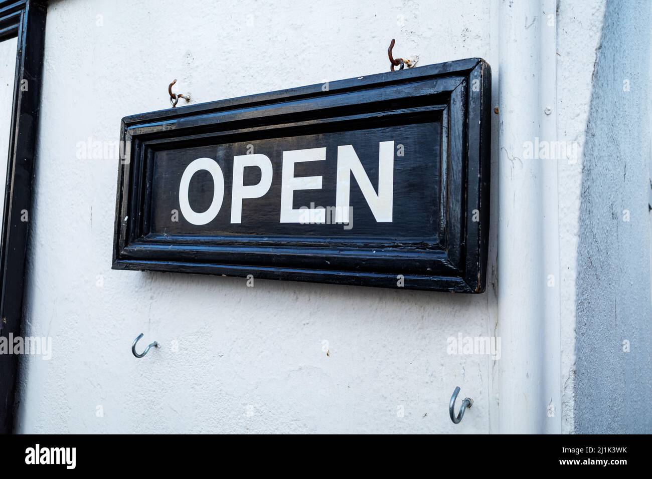 White sign black letters hi-res stock photography and images - Alamy