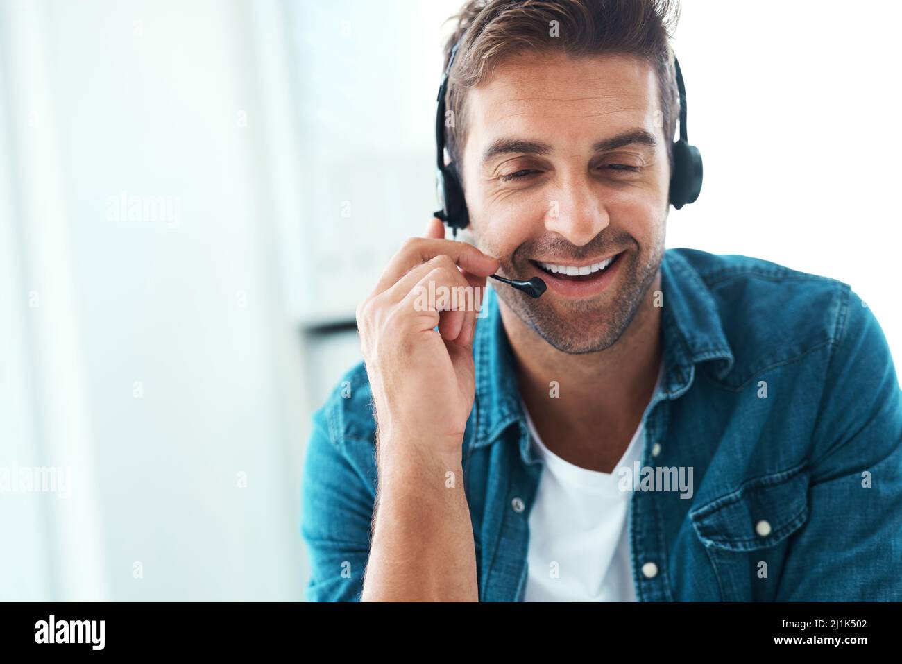 Call center character hi-res stock photography and images - Alamy