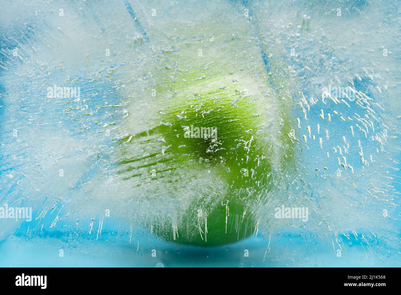 Frozen ice block hi-res stock photography and images - Alamy