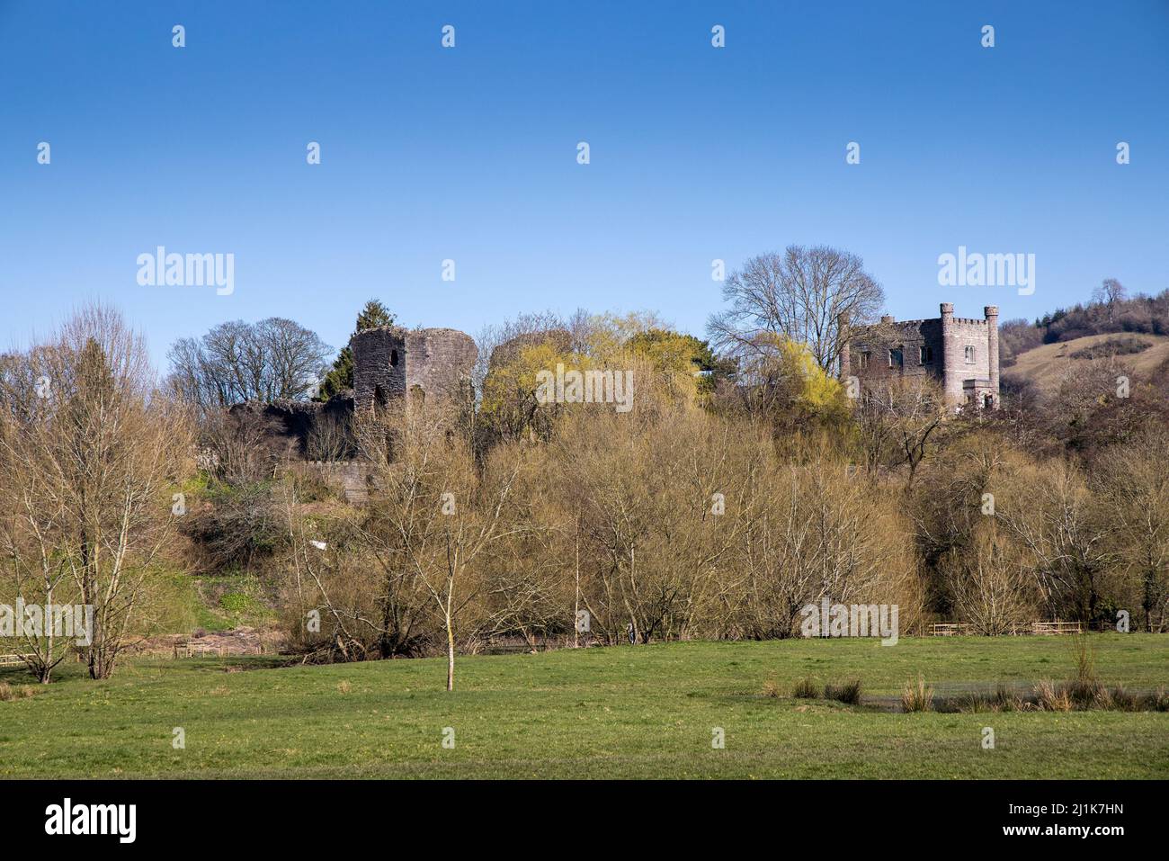 Abergavenny castle wales uk hi-res stock photography and images - Alamy