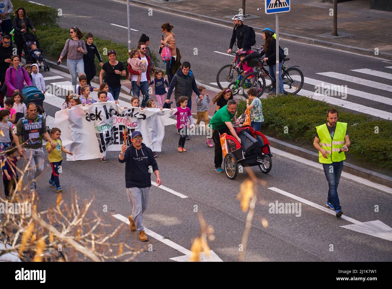 Korrika basque hi-res stock photography and images - Alamy