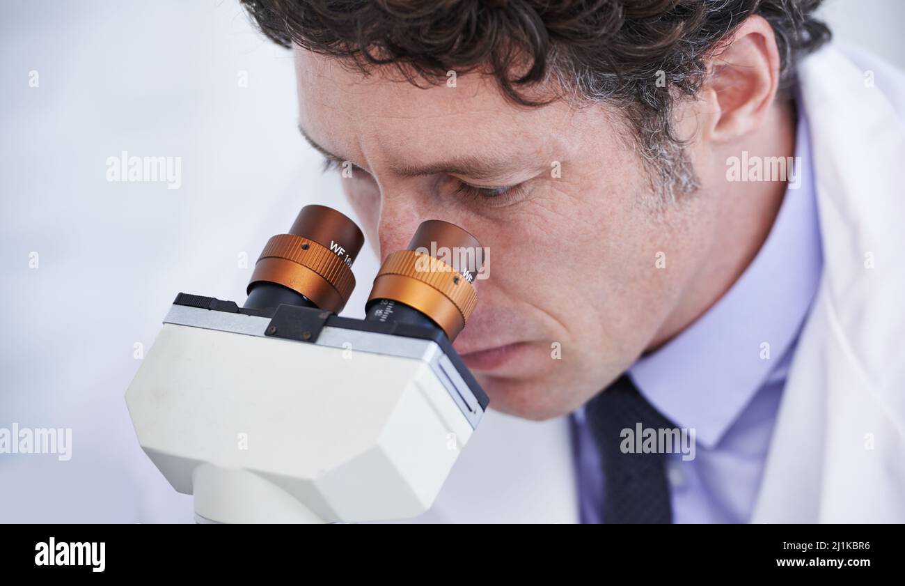 Laboratory diagnostics hi-res stock photography and images - Alamy