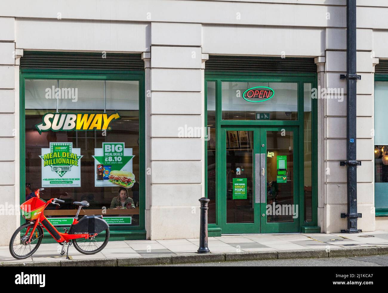 Front subway hi-res stock photography and images - Alamy