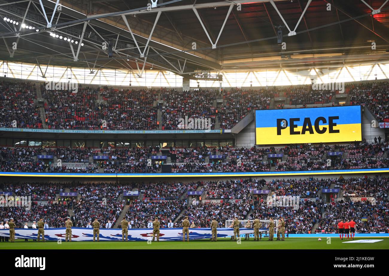 Wembley scoreboard hi-res stock photography and images - Alamy