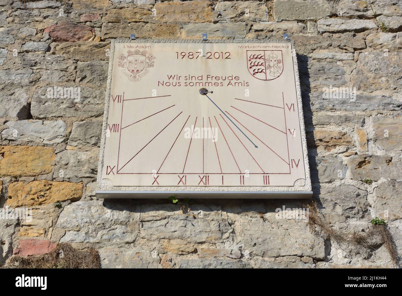 Ancient sundial clock hi-res stock photography and images - Alamy