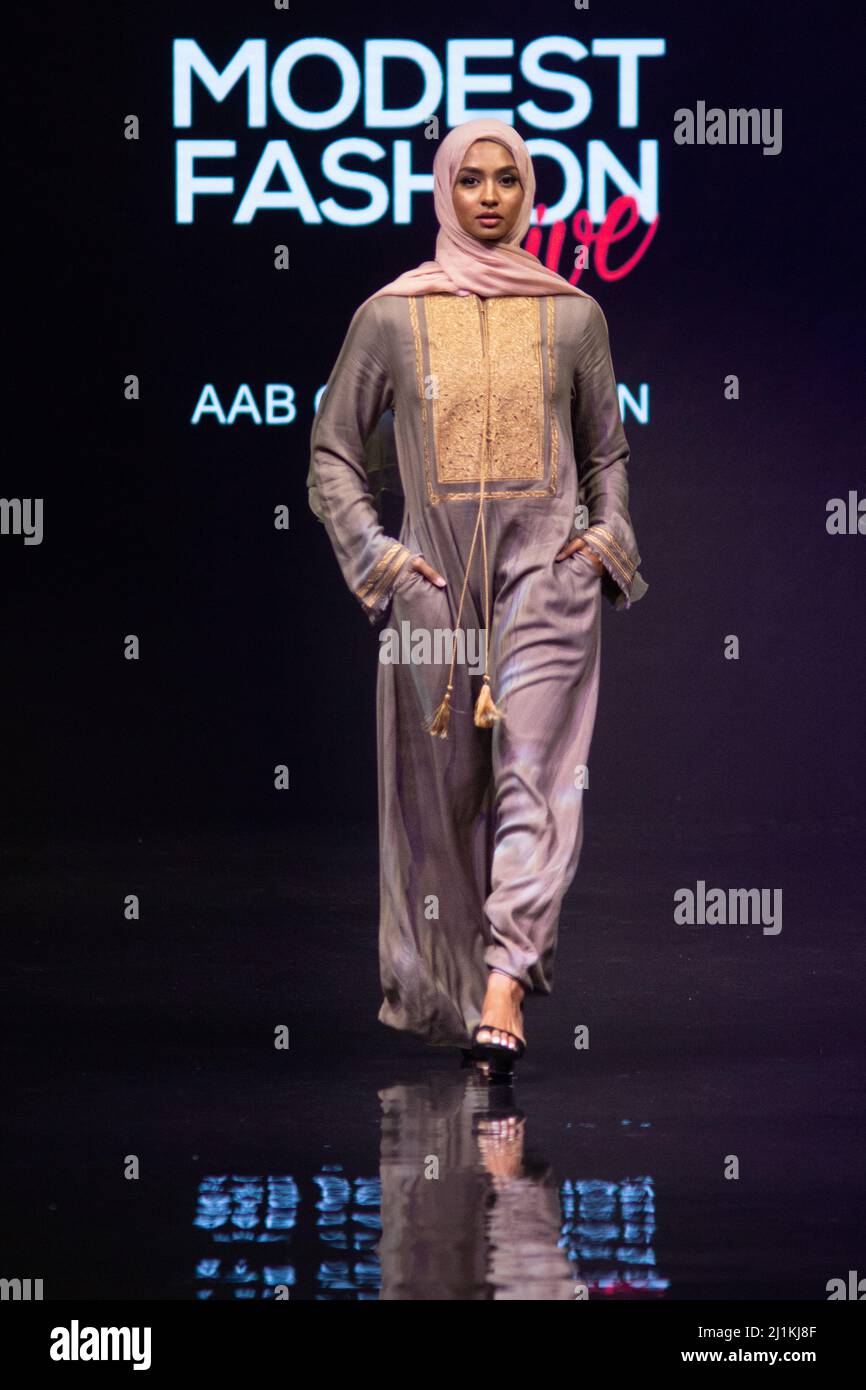 Insiya hi-res stock photography and images - Alamy