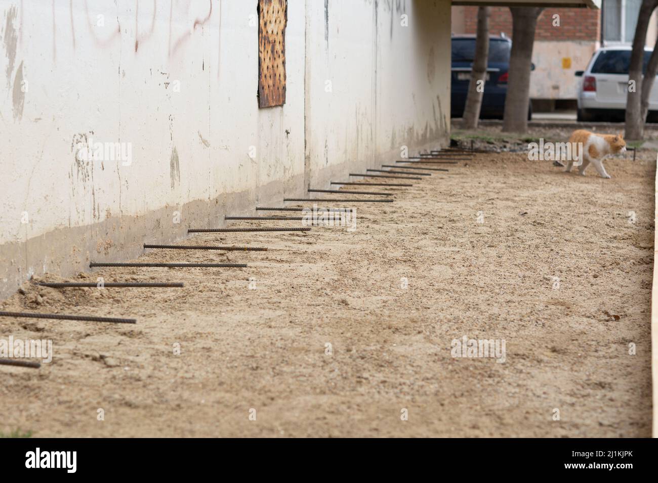 Foundation blind area preparing. Basic formwork marking. Blind area ...
