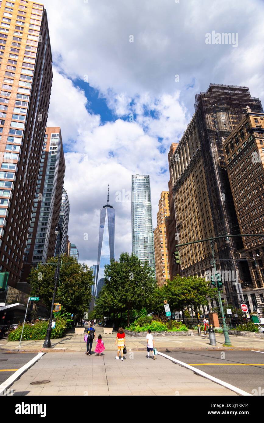 Clouds float over the Lower Manhattan skyscraper NYC Stock Photo - Alamy