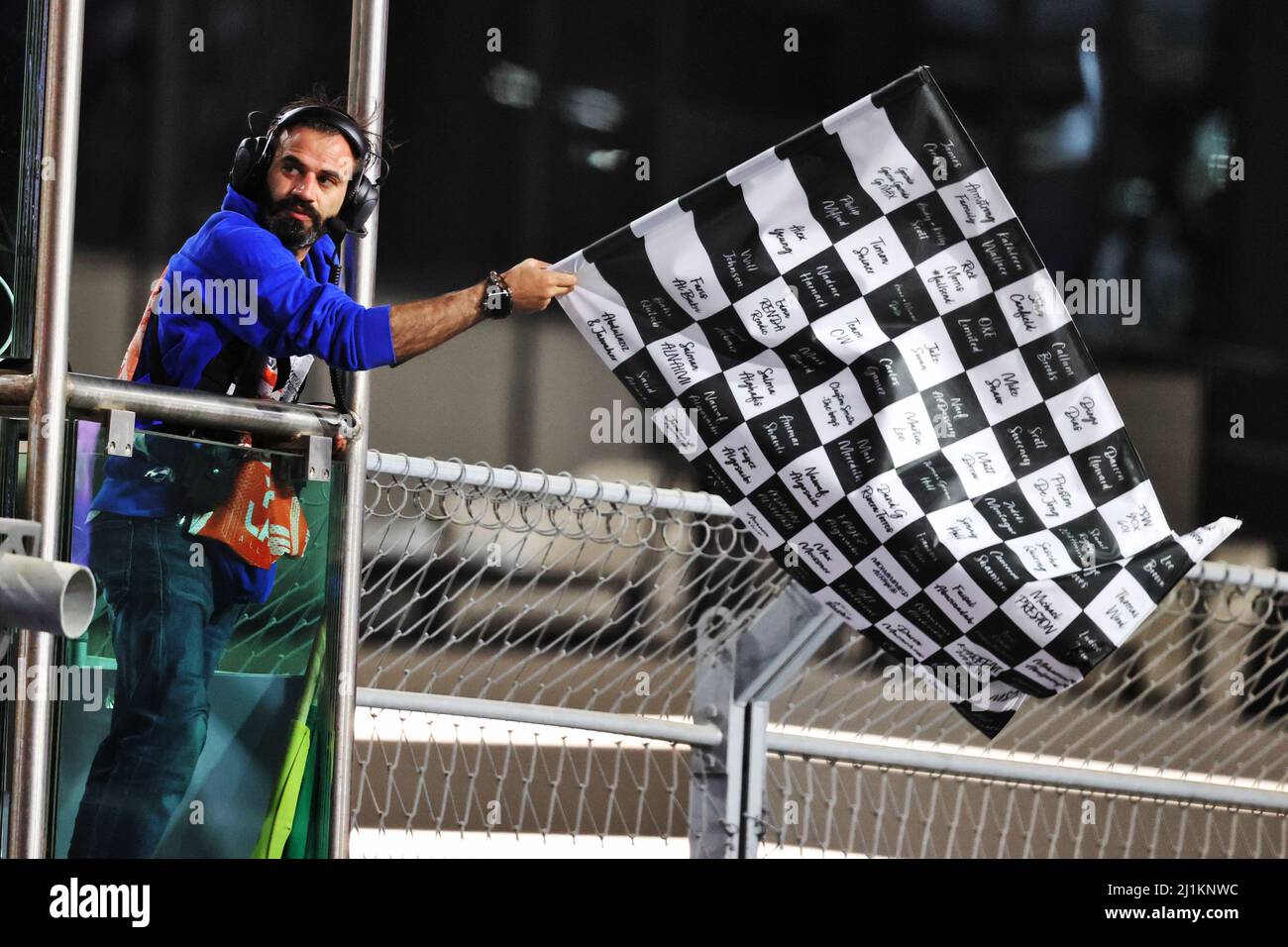 Circuit atmosphere - chequered flag is waved. Saudi Arabian Grand Prix ...