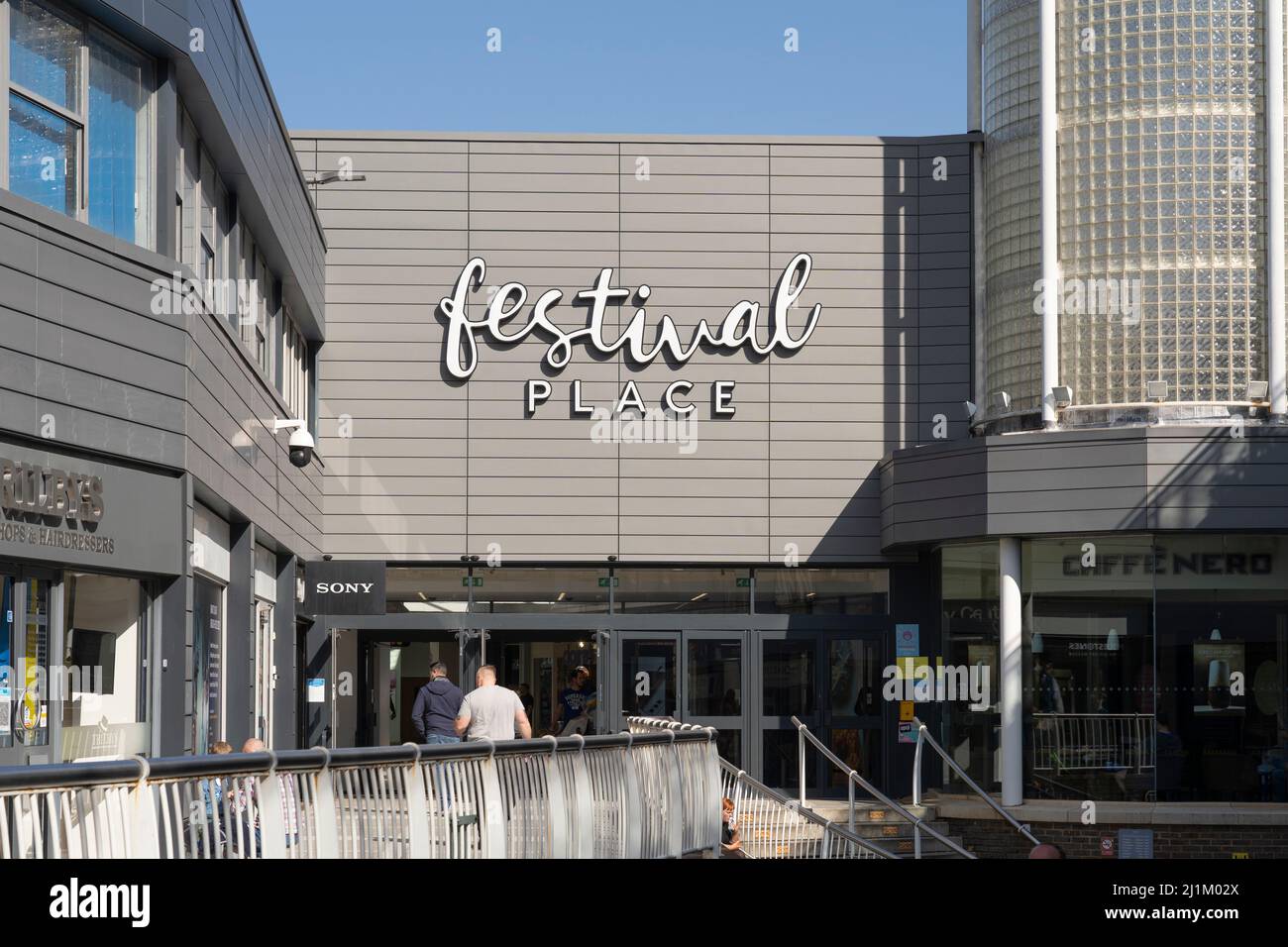 Basingstoke shopping mall hi-res stock photography and images - Alamy