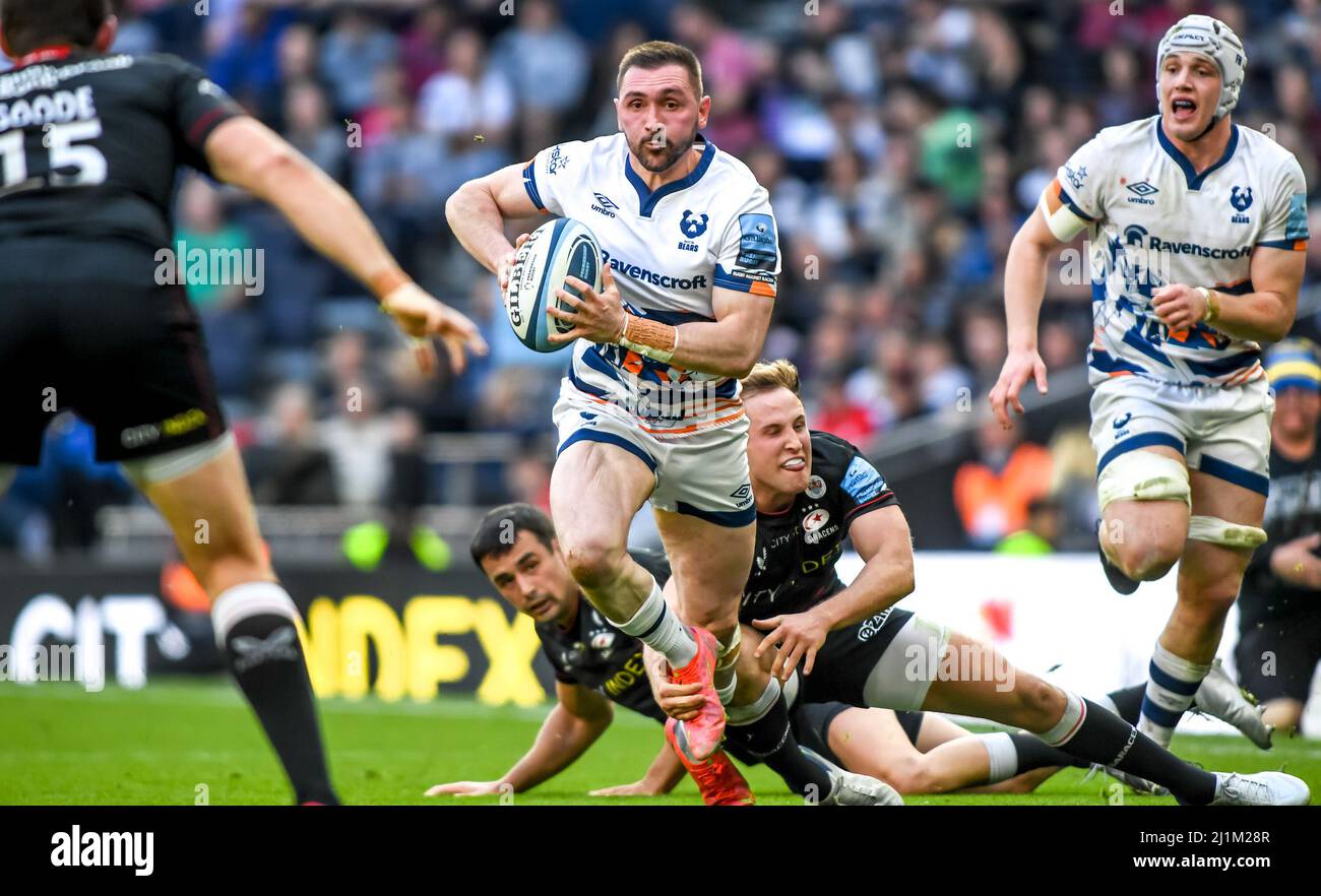 London, UK. 26th Mar, 2022. Rich Lane of Bristol Bears brings the ball ...