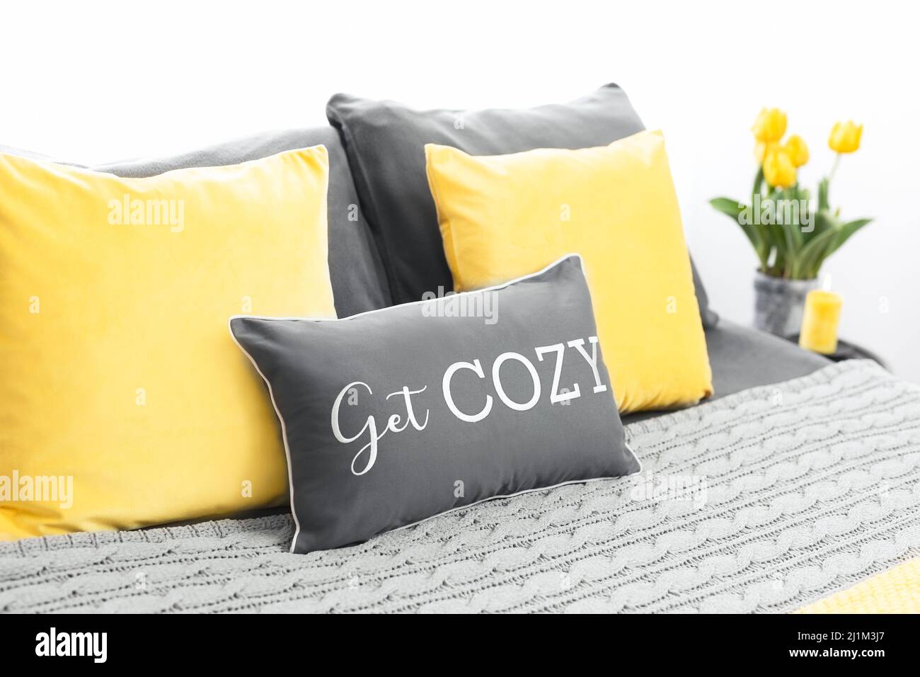 Yellow and grey color hi-res stock photography and images - Alamy