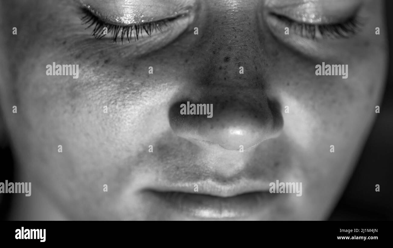 Sunbath hi-res stock photography and images - Alamy