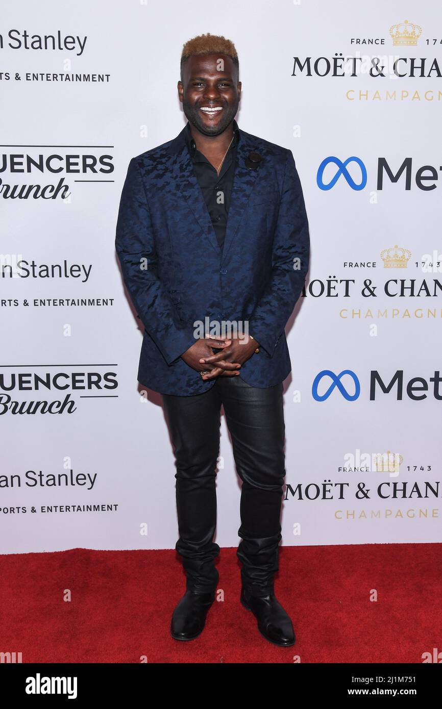 Beverly Hills, USA. 26th Mar, 2022. Juan Winans walking on the red ...