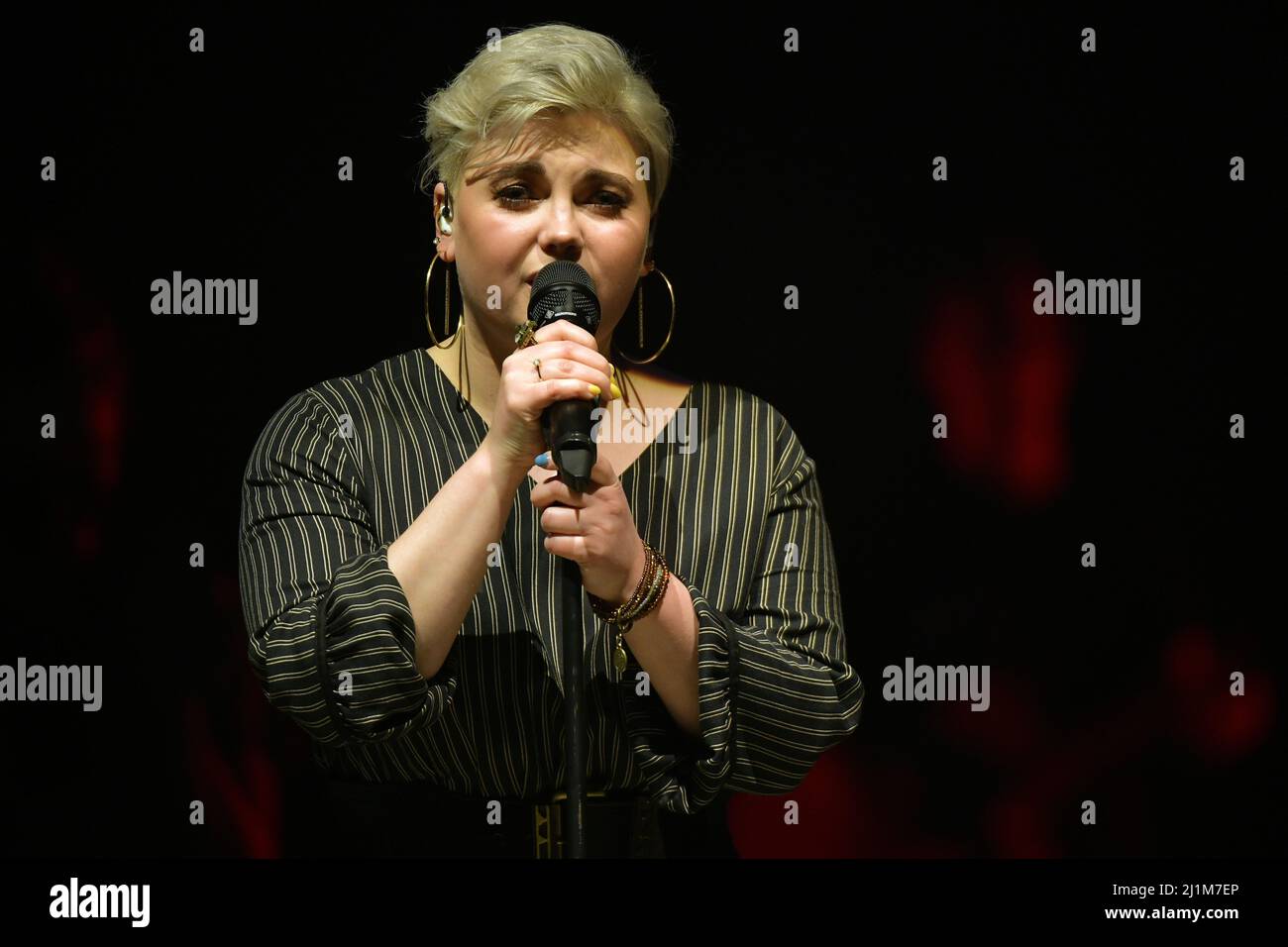 Ovb arena music band hi-res stock photography and images - Alamy