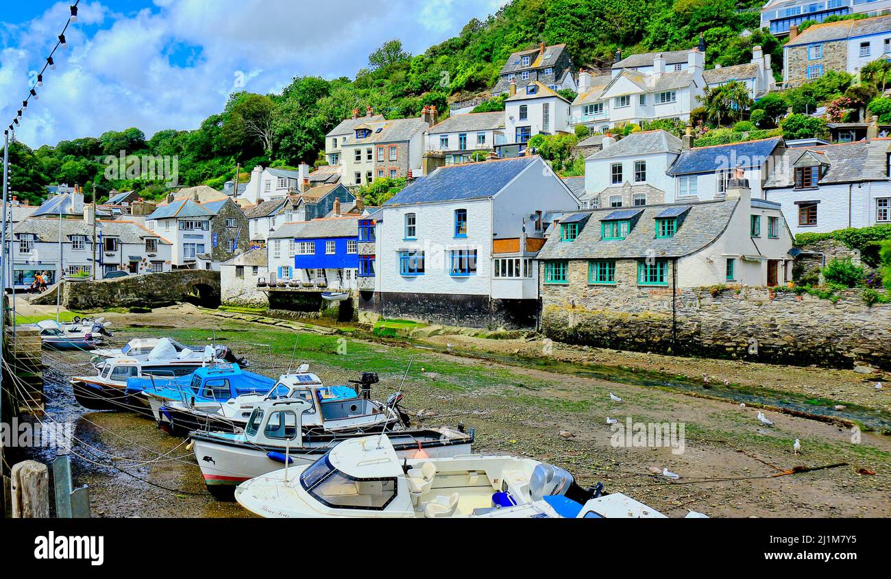 A colourful view of the harbour at Polperro in Cornwall Stock Photo - Alamy