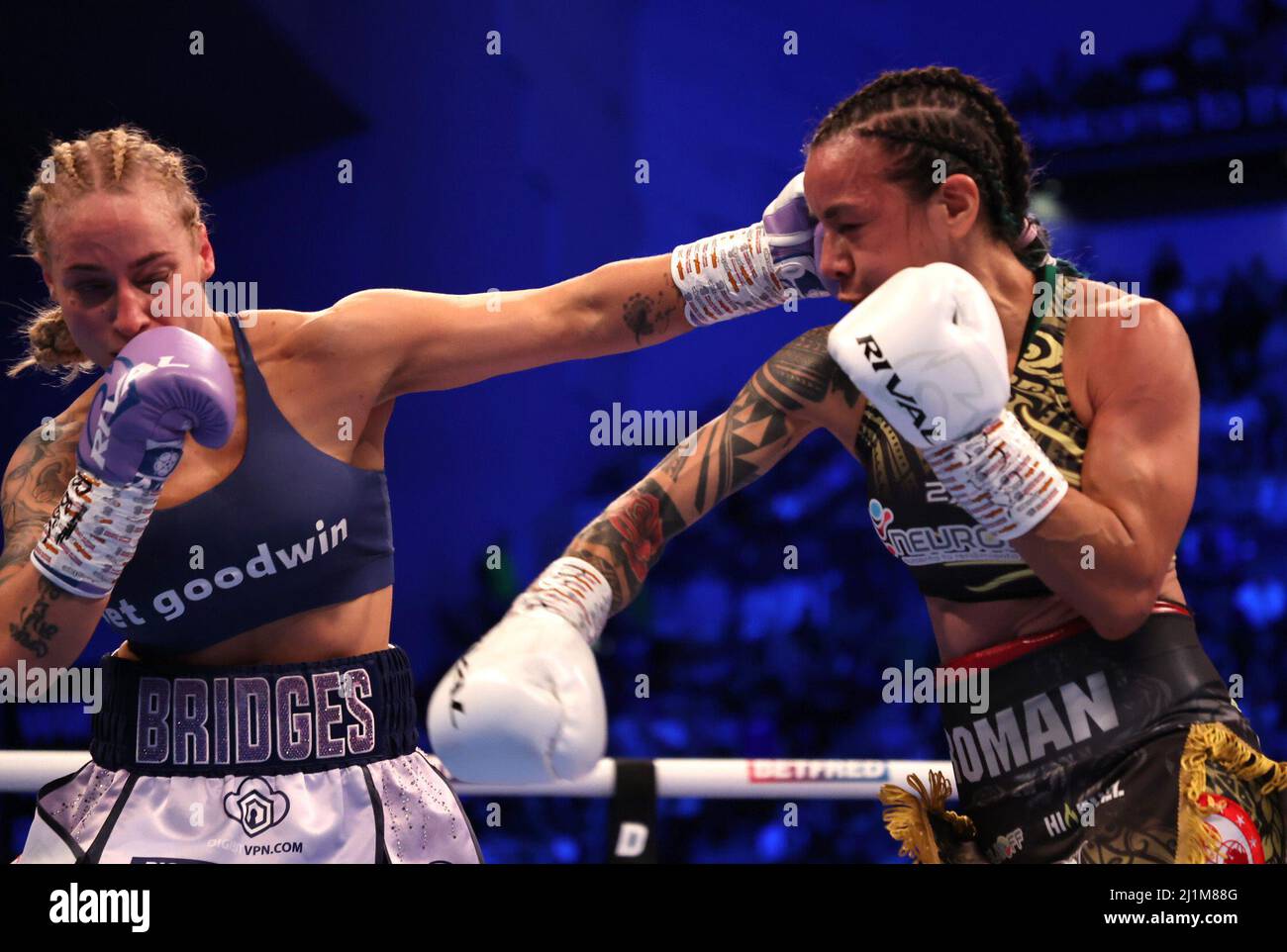 Ebanie Bridges High Resolution Stock Photography and Images - Alamy