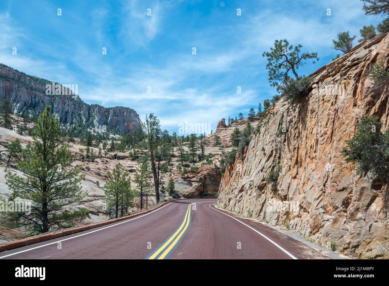 Road going to zion national park hi-res stock photography and images ...