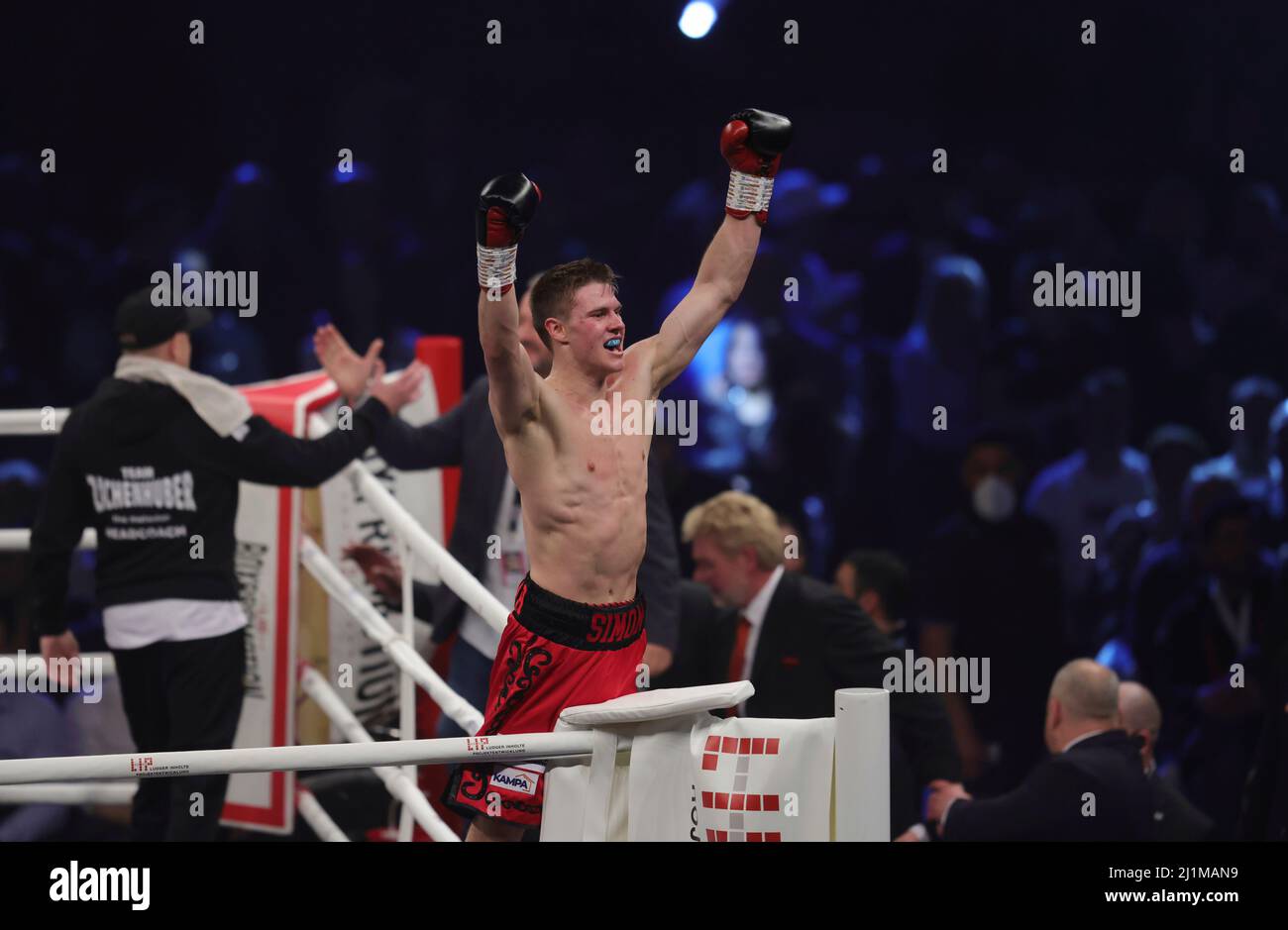 Simon zachenhuber maurice morio hi-res stock photography and images - Alamy