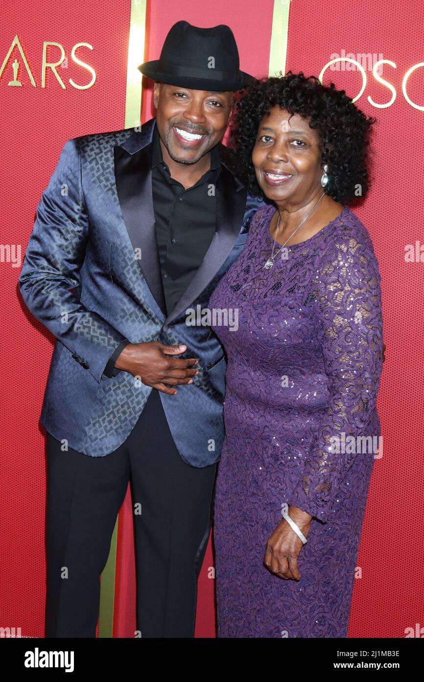 LOS ANGELES - MAR 25: William Packer, mother at the 12th Governors ...
