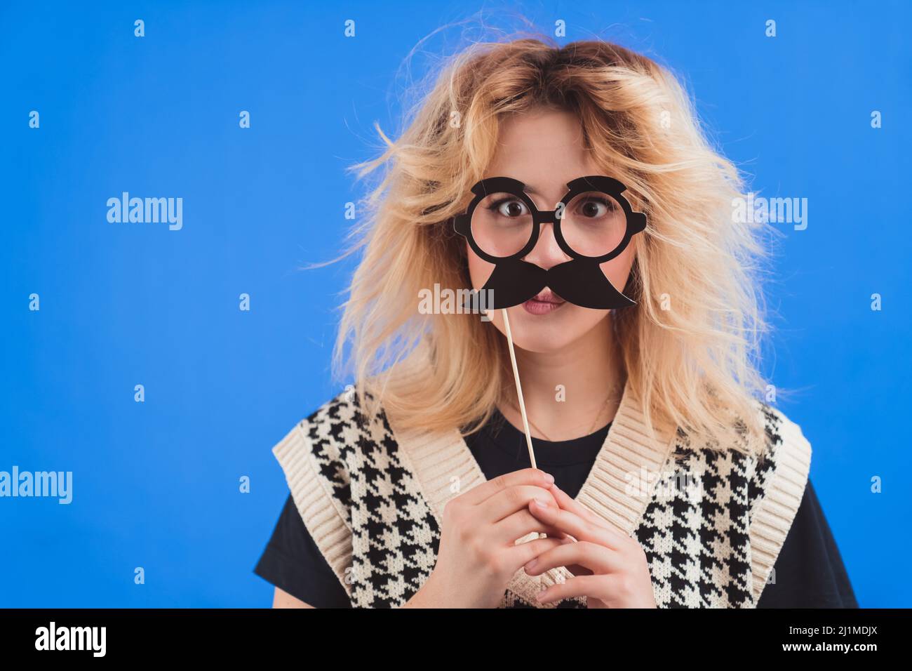 Girl making goofy face hi-res stock photography and images - Alamy