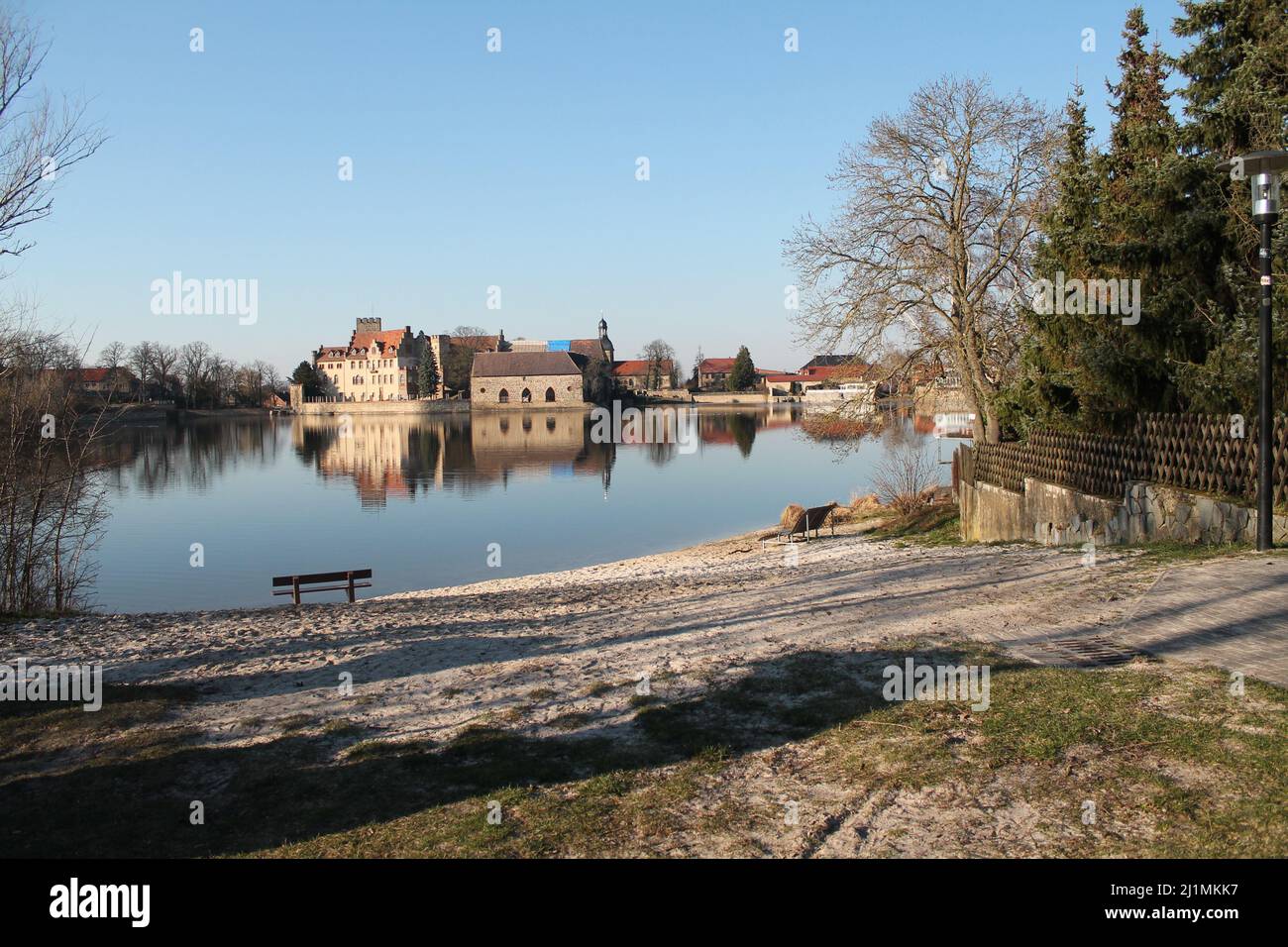 Flechtingen, Schloss am See Stock Photo - Alamy