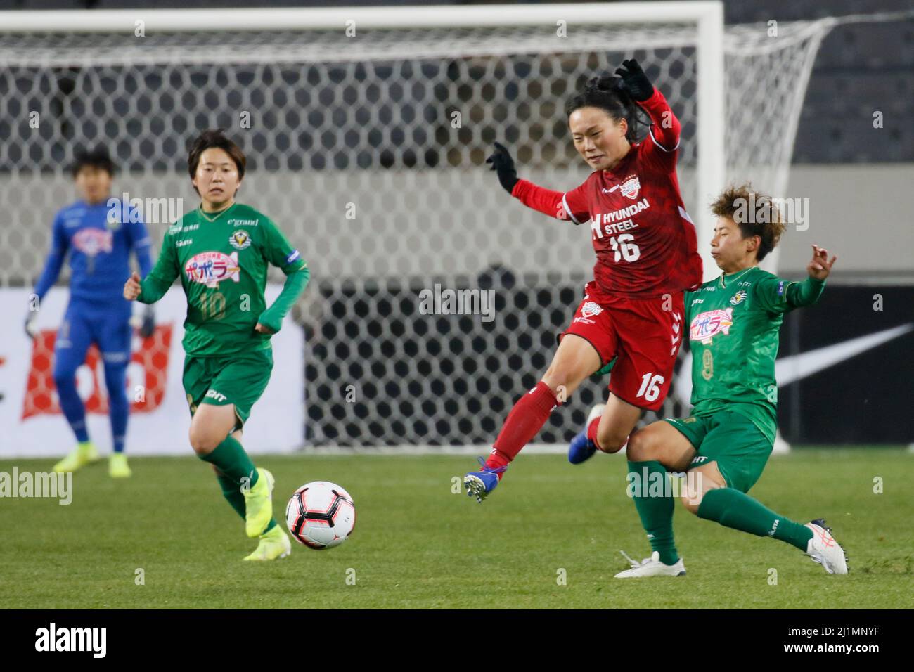 Nov 28, 2019-Yongin, South Korea-Jang Sel Gi of Incheon Hyundai Steel ...