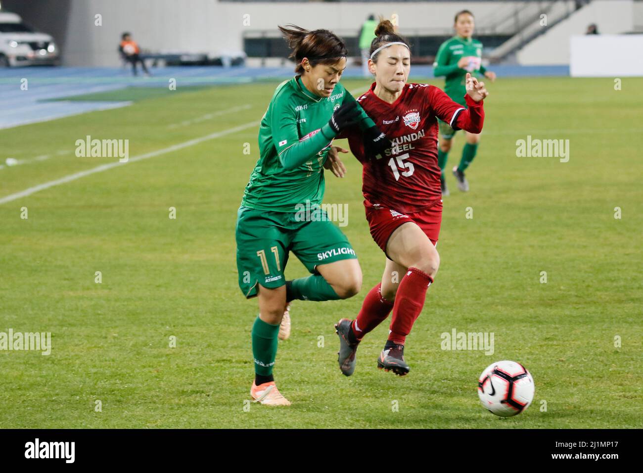 Nov 28, 2019-Yongin, South Korea-Kim Dam Bi of Incheon Hyundai Steel ...