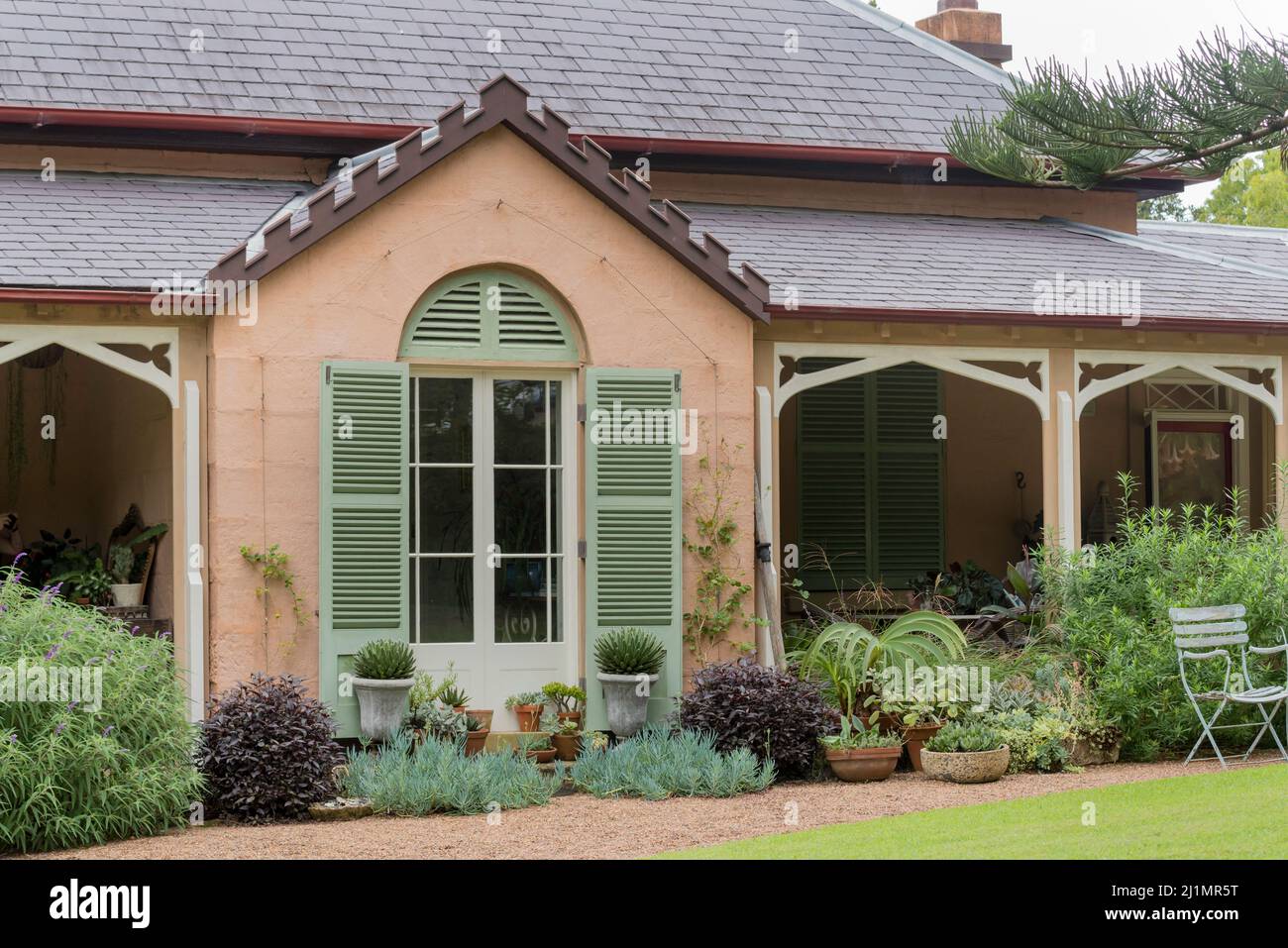 Bronte House in Bronte, Sydney, Australia is a rendered sandstone and ...