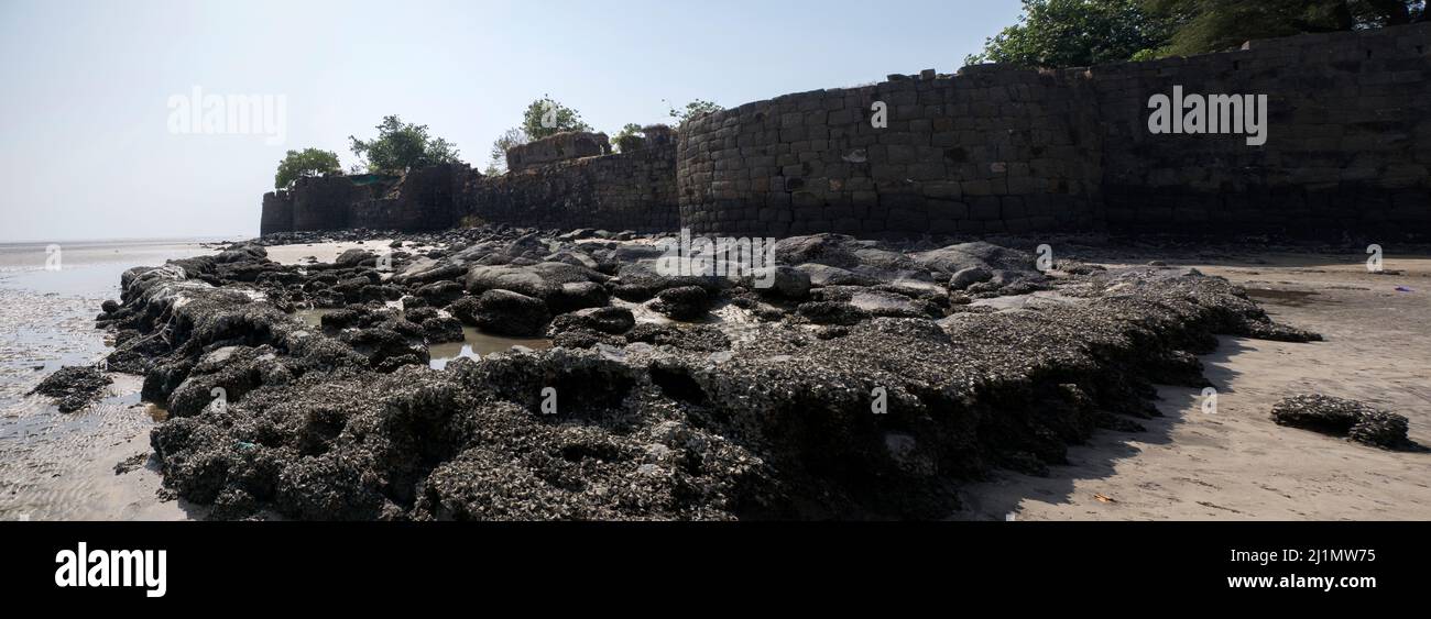 Kolaba Fort is an old fortified maritime base in Alibag Konkan It is ...
