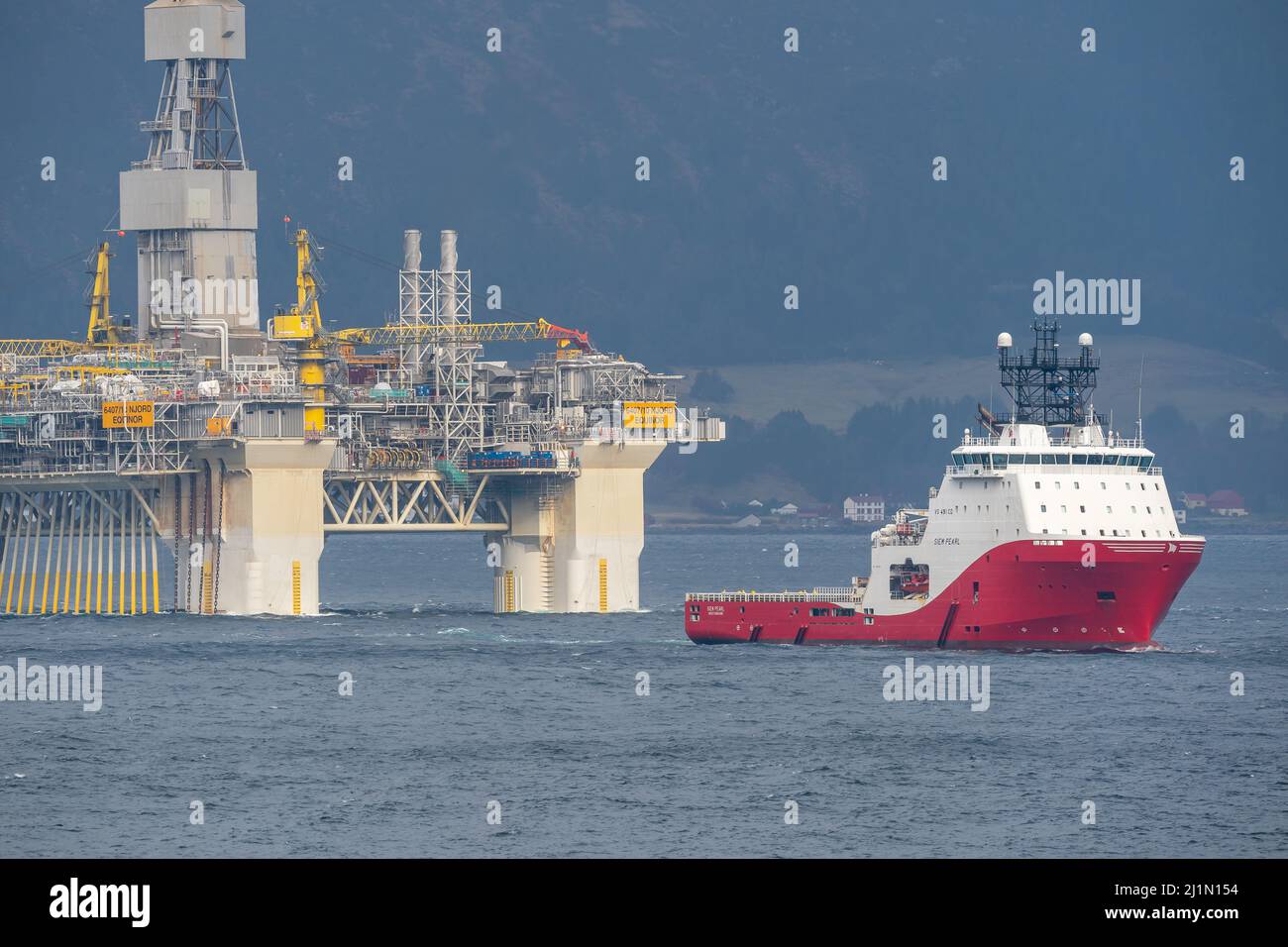 Equinor rig hi-res stock photography and images - Alamy