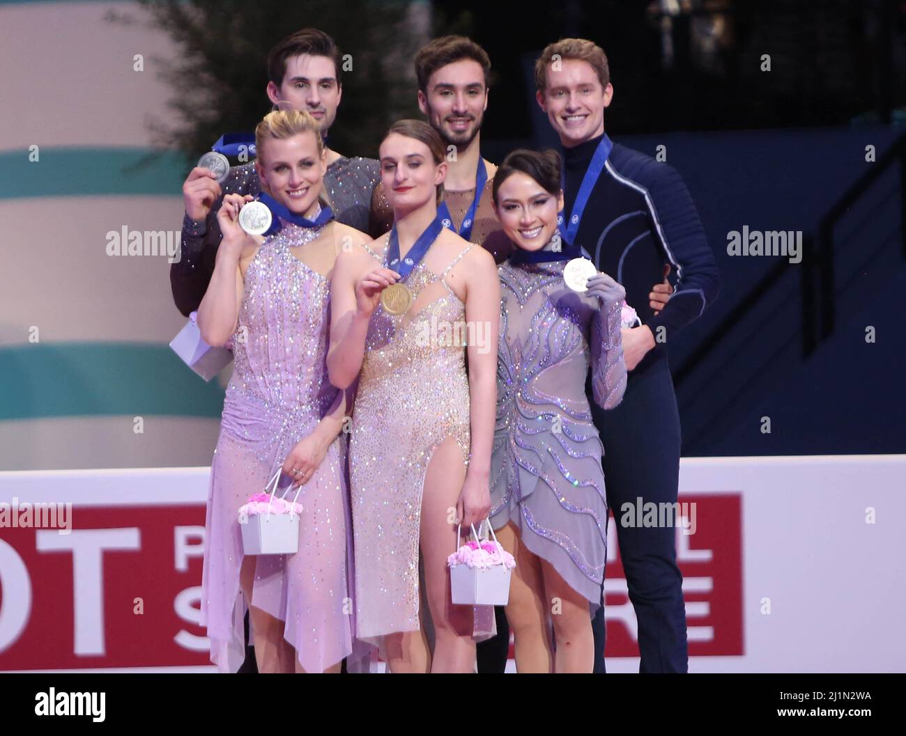 Gabriella papadakis guillaume cizeron hi-res stock photography and ...