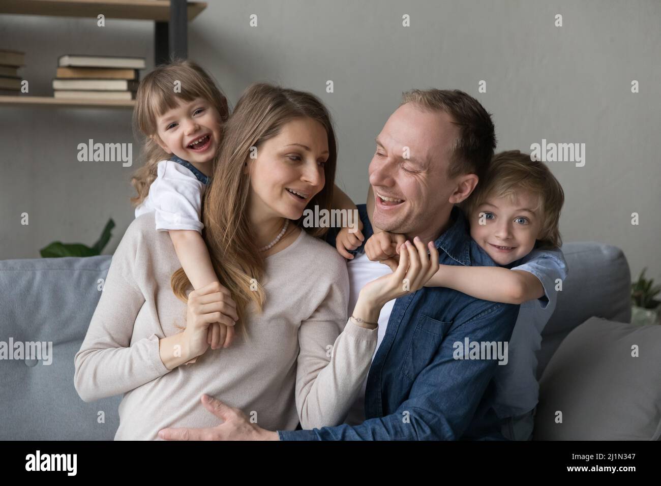 Couple baby wait hi-res stock photography and images - Alamy