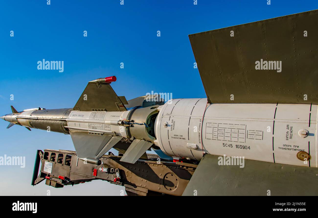 Russian V-600 surface to air missiles on the S-125 quadruple launcher ...