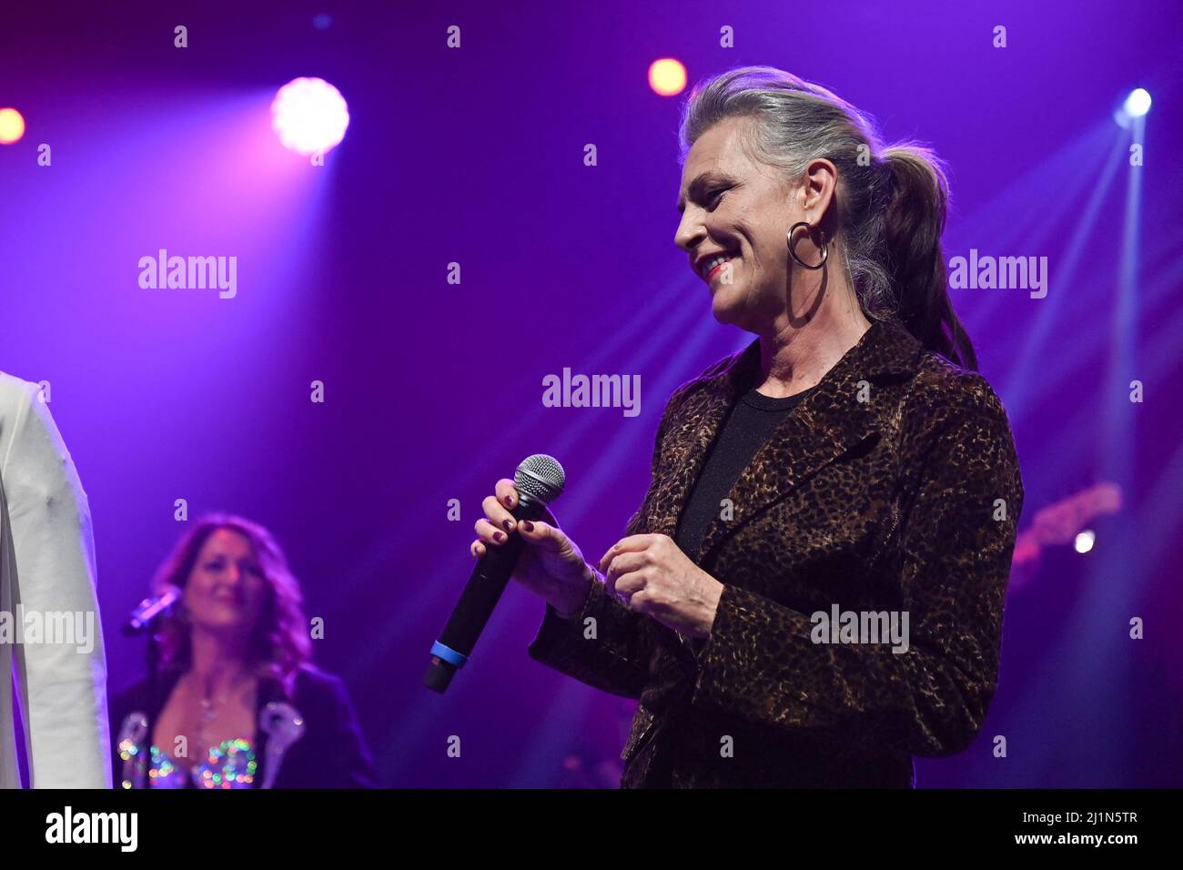 Les Années 80 - LIO performs at the Le Dôme de Paris - Palais des ...
