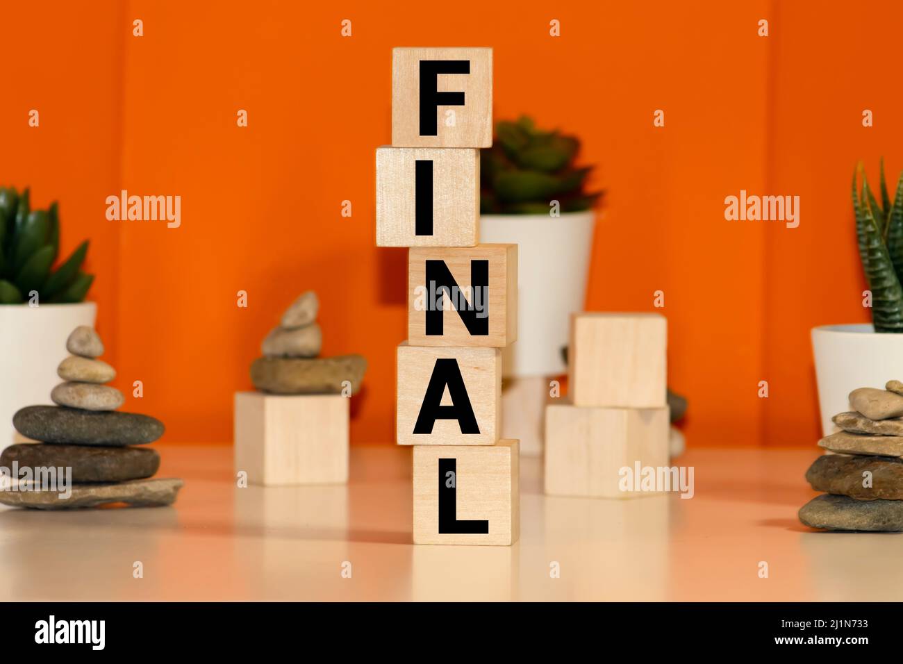 Cubic blocks hi-res stock photography and images - Alamy