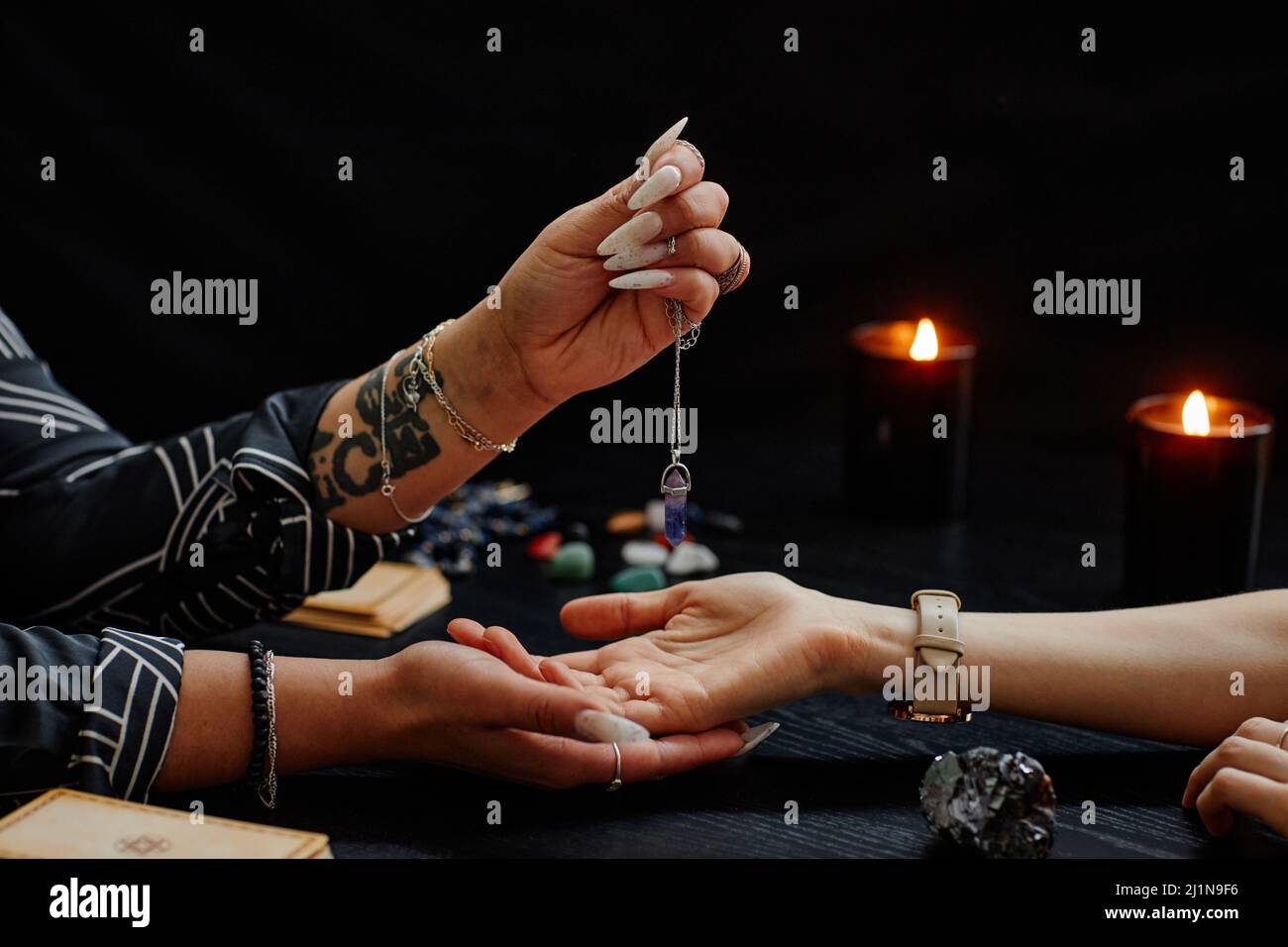 Palm reading gypsy hi-res stock photography and images - Alamy