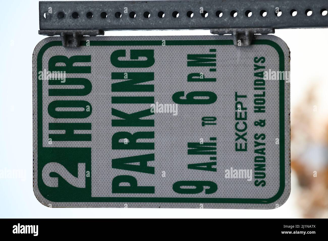 2 hour parking hi-res stock photography and images - Alamy