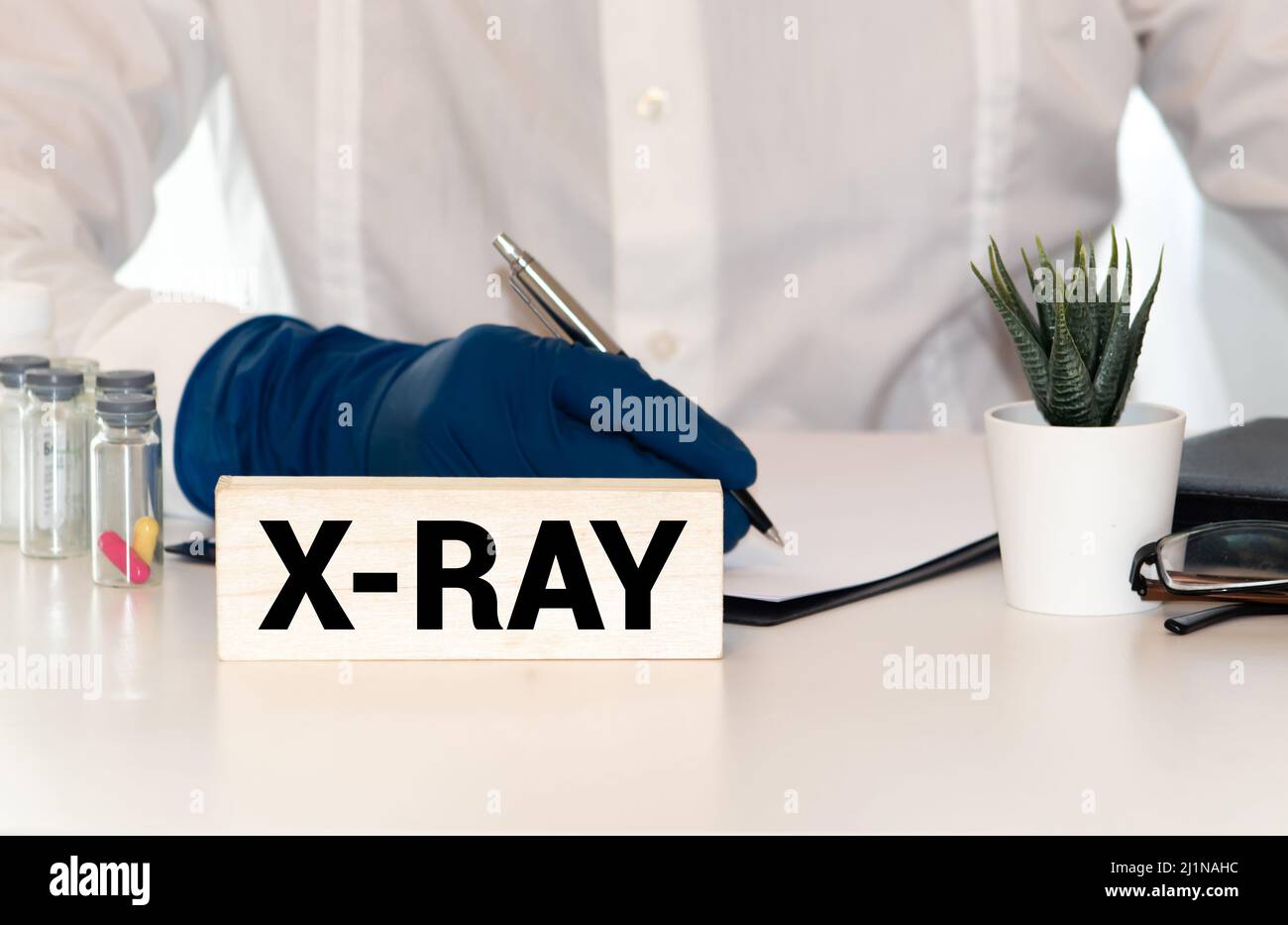 X ray word hi-res stock photography and images - Alamy