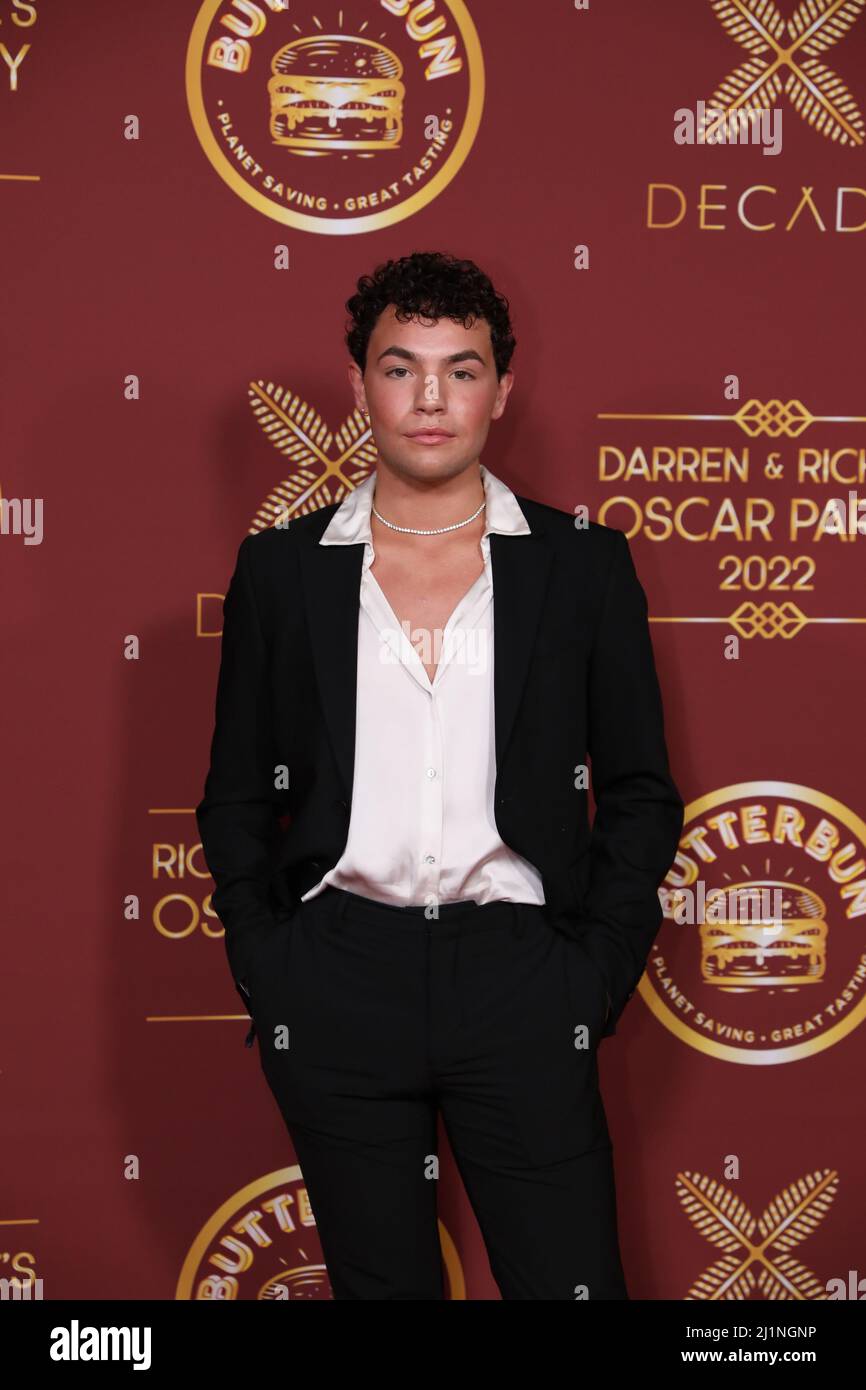 Nick O'Brien arrives at Darren Dzienciol and Richie Akiva’s Oscar Party ...