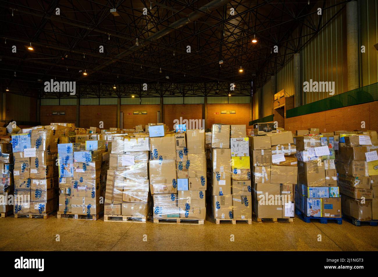 Pallets of humanitarian aid for Ukraine and Ukrainian refugees in ...
