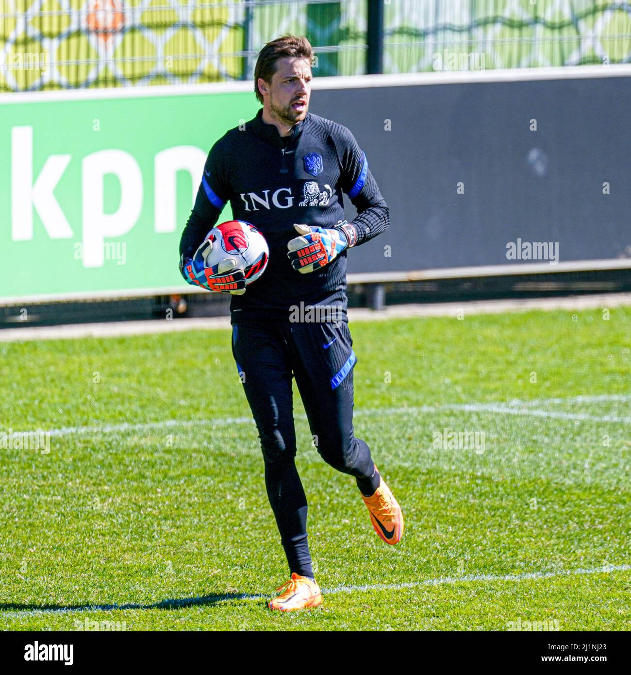 ZEIST, NETHERLANDS - MARCH 27: goalkeeper Tim Krul of The Netherlands ...